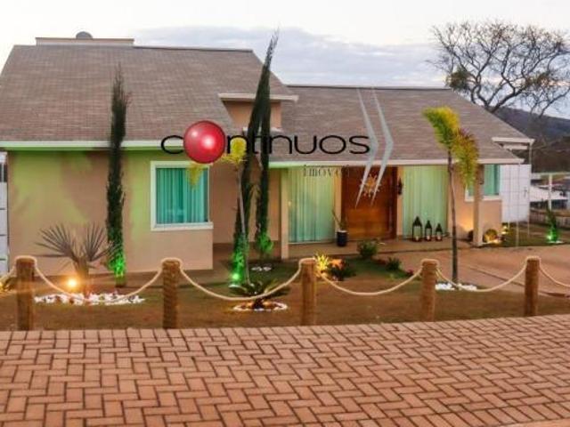 Casa de Condomínio