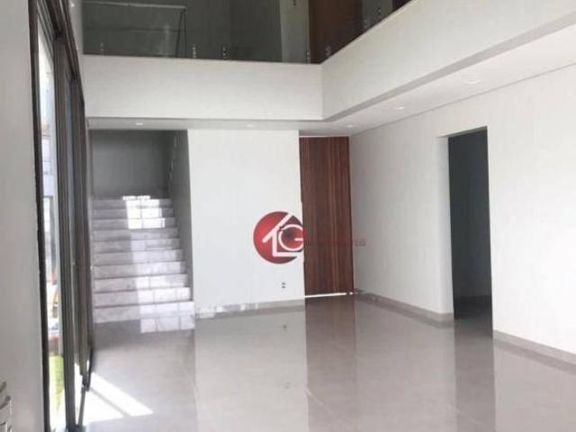 Casa de Condomínio
