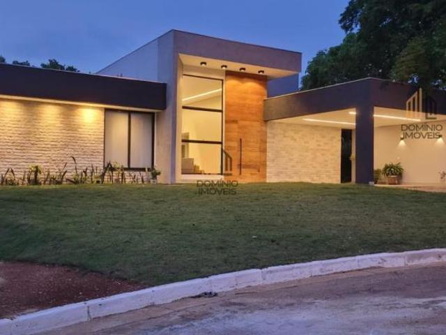 Casa de Condomínio