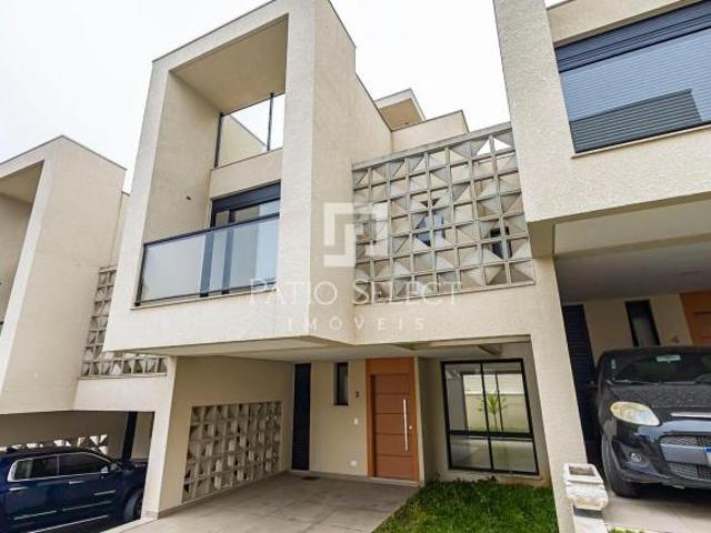 Casa de condomínio com 176 m², 3 quartos sendo 1 suíte à venda no bairro Mercês