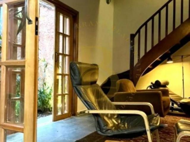 Casa de condomínio com 100 m², 2 quartos sendo 1 suíte à venda no bairro Vila Clementino