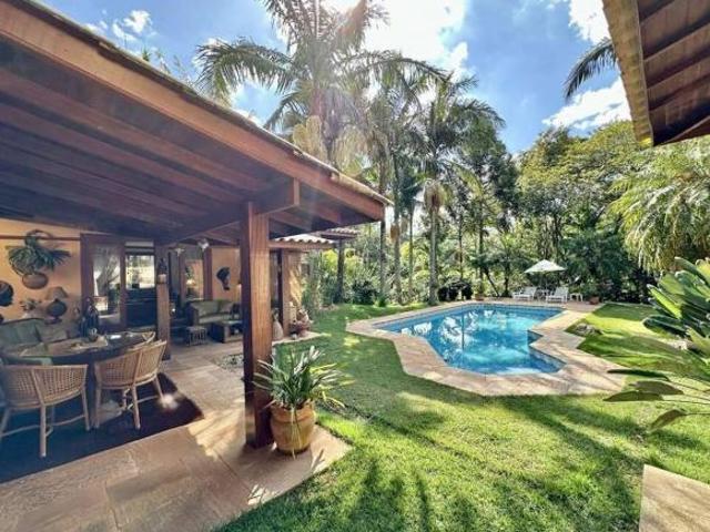 Casa de condomínio com 1212 m² e 4 quartos à venda em Cotia