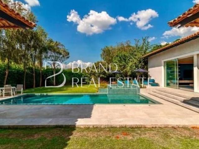 Casa de condomínio com 1.200m², 6 quartos e 6 vagas de garagem em Fazenda boa Vista