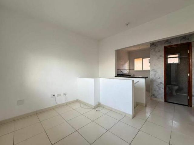 Casa de condomínio com 2 dormitórios à venda, 46 m² por R$ 280.000 Tude Bastos Praia Grande/SP