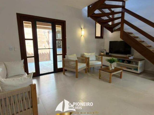 Casa de Condomínio com 2 suítes a 100m da praia de Boraceia