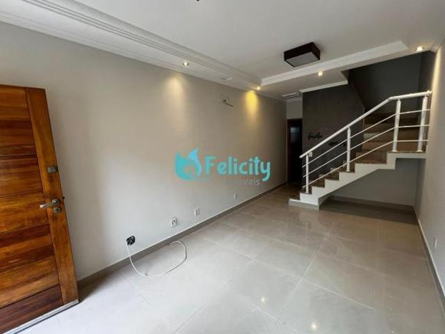 Casa de Condomínio com 2 suítes, 2 vagas, 81m2 no Jaraguá