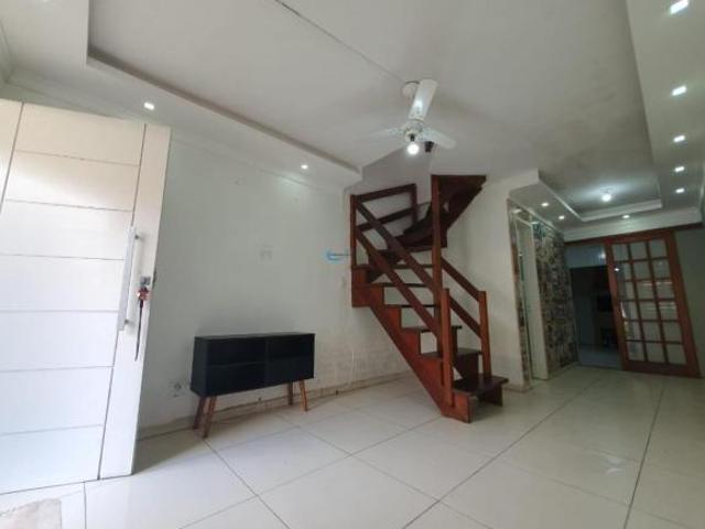 Casa de condomínio com 2 quartos, 80m², à venda em Porto Alegre, Morro Santana