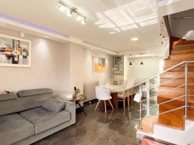 Casa de condomínio com 2 quartos, vaga e pátio no bairro parque Santa Fé