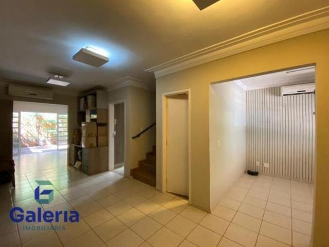 Casa de condomínio com 2 quartos à venda, 151m² Vila do Golfe