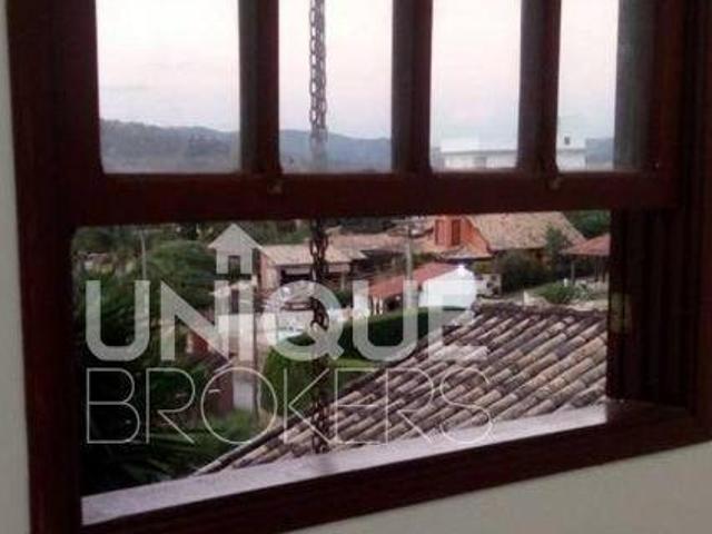 Casa de Condomínio com 2 quartos, Chácaras Alpina Valinhos