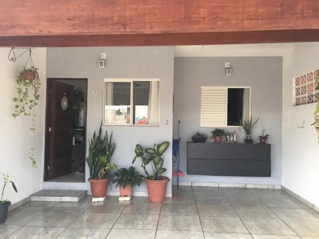 Casa de Condomínio com 2 Quartos e 1 banheiro à Venda, 50 m² por R$ 220.300