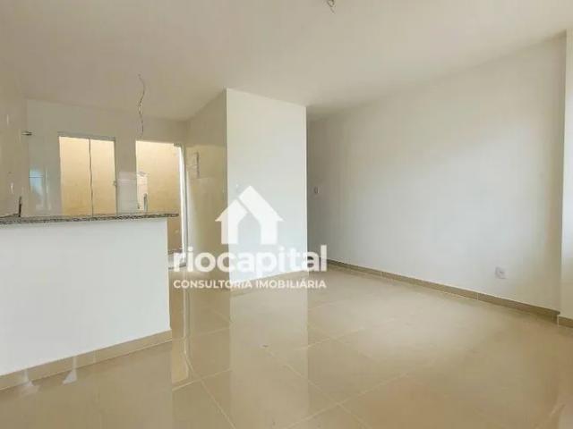 Casa de Condomínio com 2 Quartos e 1 banheiro à Venda, 54 m² por R$ 279.000