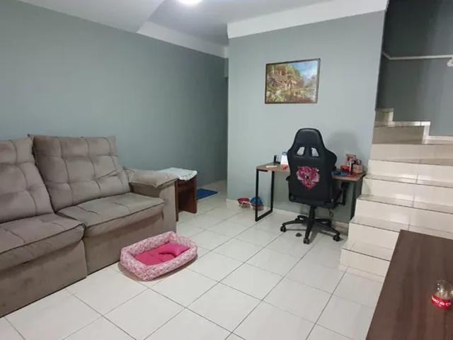 Casa de Condomínio com 2 Quartos e 1 banheiro à Venda, 65 m² por R$ 275.000