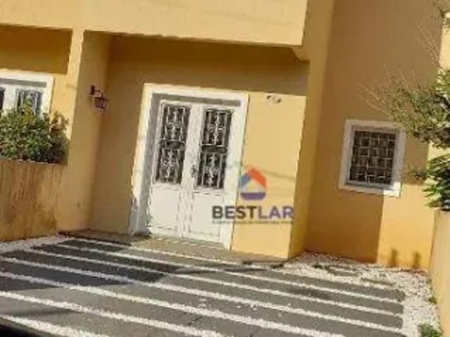 Casa de Condomínio com 2 Quartos e 1 banheiro à Venda, 80 m² por R$ 460.000
