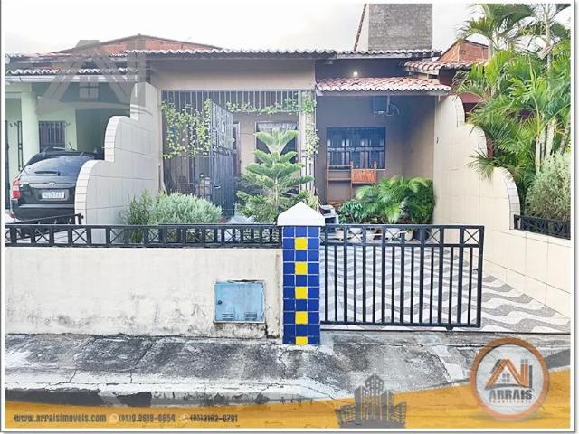 Casa de Condomínio com 2 Quartos e 1 banheiro à Venda, 104 m² por R$ 288.000
