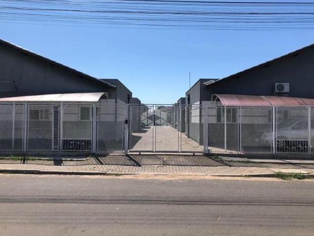 Casa de Condomínio com 2 Quartos e 1 banheiro à Venda, Jardim Iolanda