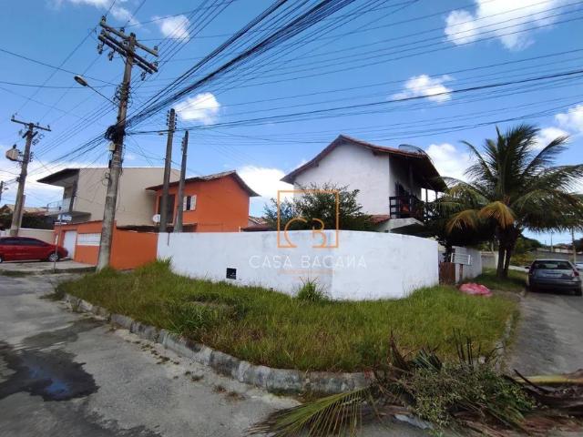 Casa de Condomínio com 2 Quartos e 2 banheiros à Venda, 124 m² por R$ 275.000