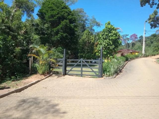 Casa de Condomínio com 2 Quartos e 2 banheiros à Venda, 130 m² por R$ 1.000.000