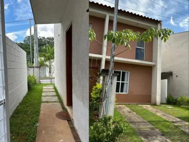 Casa de Condomínio com 2 Quartos e 2 banheiros à Venda, 254 m² por R$ 380.000