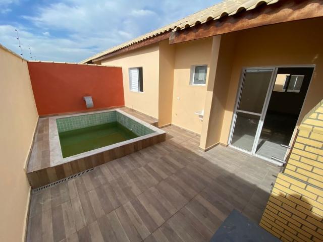 Casa de Condomínio com 2 Quartos e 2 banheiros à Venda, 54 m² por R$ 224.990