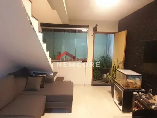 Casa de Condomínio com 2 Quartos e 2 banheiros à Venda, 68 m² por R$ 279.410