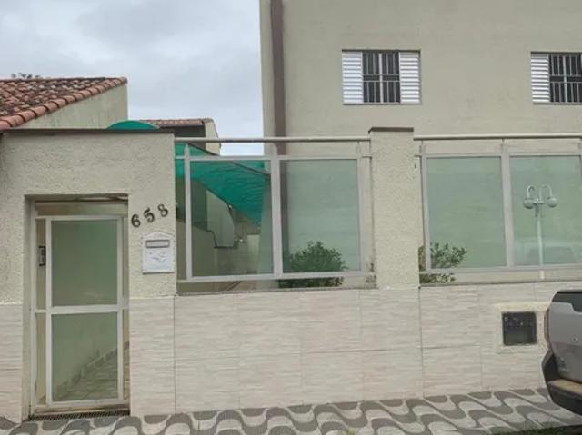 Casa de Condomínio com 2 Quartos e 2 banheiros à Venda, 71 m² por R$ 349.000