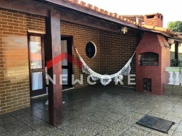 Casa de Condomínio com 2 Quartos e 2 banheiros à Venda, 80 m² por R$ 230.000