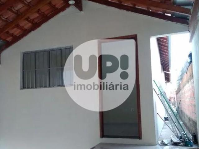 Casa de Condomínio com 2 Quartos e 2 banheiros à Venda, 90 m² por R$ 230.000
