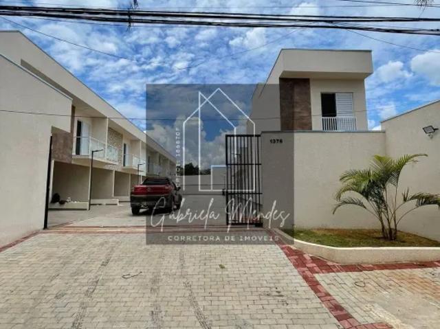 Casa de Condomínio com 2 Quartos e 3 banheiros à Venda, 6985 m² por R$ 369.000