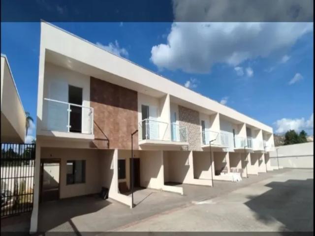 Casa de Condomínio com 2 Quartos e 3 banheiros à Venda, 70 m² por R$ 369.000