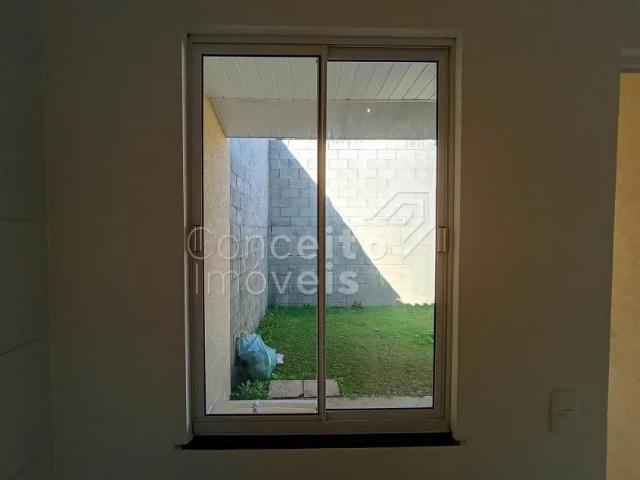 Casa de Condomínio com 2 Quartos para alugar, 45m² Piriquitos