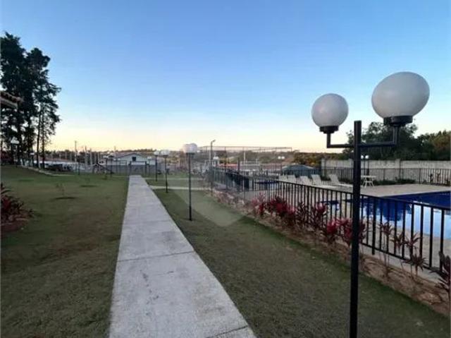 Casa de Condomínio com 2 Quartos para alugar, 50m² Ipanema do Meio