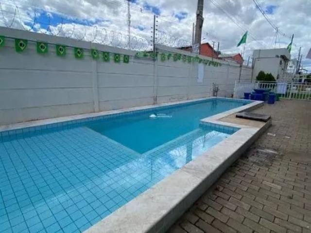 Casa de Condomínio com 2 Quartos para alugar, 61m² Santa Maria