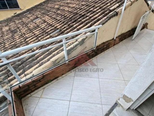 Casa de Condomínio com 2 Quartos para alugar, 70m² Colubandê