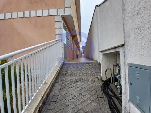 Casa de Condomínio com 2 Quartos para alugar, 70m² Vila Ré