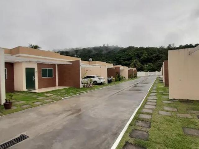 Casa de Condomínio com 2 Quartos para alugar, 120m² Campo Grande