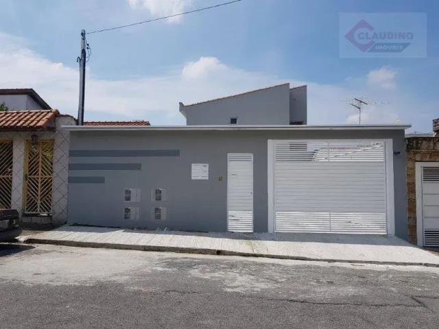 Casa de Condomínio com 2 Quartos para venda ou aluguel, 40m² Parque Do Carmo
