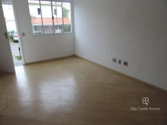 Casa de Condomínio com 2 Quartos para venda ou aluguel, 60m² Granja Viana