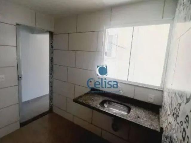 Casa de Condomínio com 2 Quartos para venda ou aluguel, 95m² Colubandê