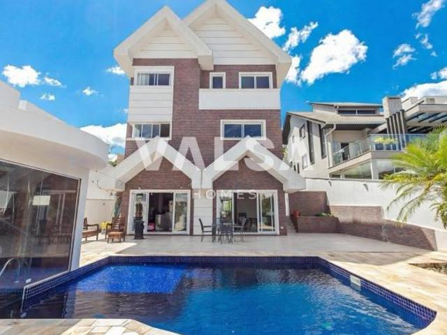 Casa de condomínio com 364.45 m², 3 quartos, 4 vagas à venda no bairro Campo Comprido