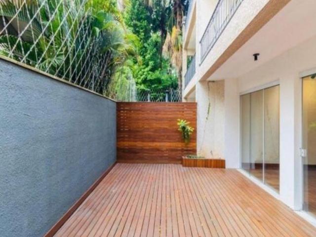 Casa de condomínio com 300m², 3 dormitórios 3 suítes 3 banheiros 2 vagas