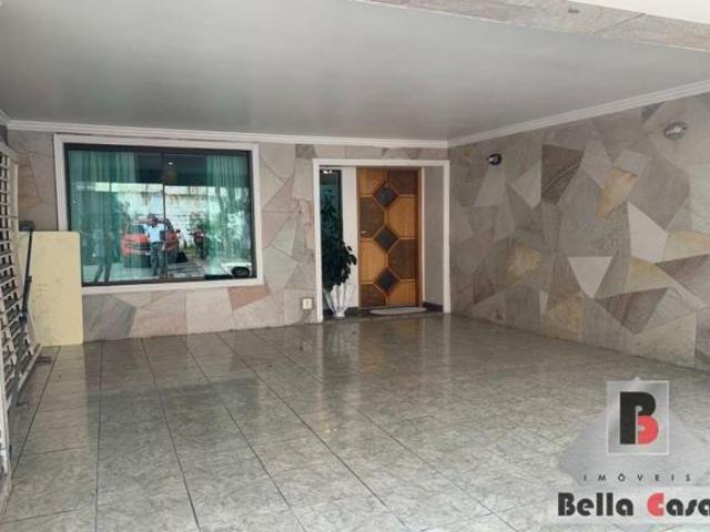 Casa de condomínio com 3 andares 3 quartos 2 suítes 260m2