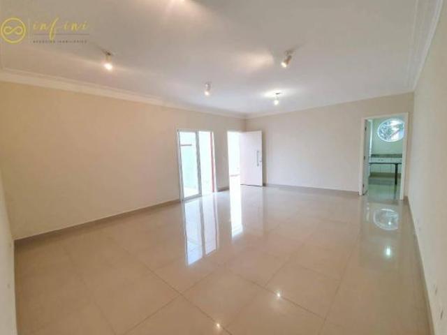 Casa de Condomínio com 3 dormitórios, 149 m² a venda por R$ 998.000 Condomínio Lago da Serra