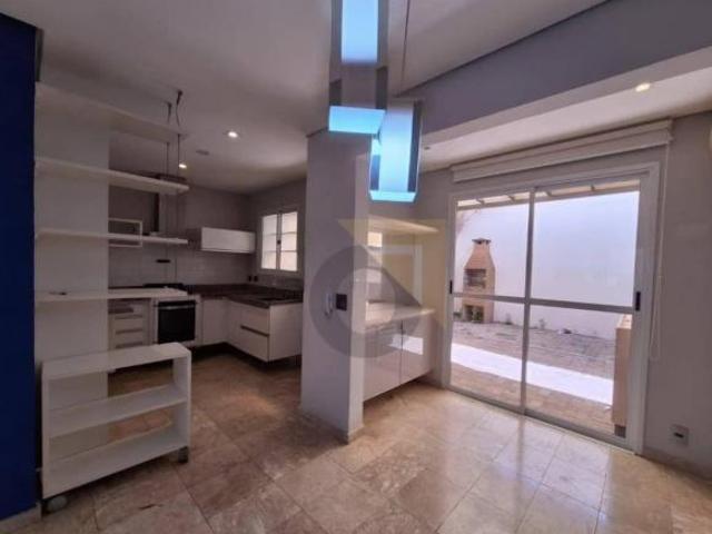 Casa de condomínio com 3 dormitórios à venda, 100 m² por R$ 905.000 Loteamento Residencial Vila Be