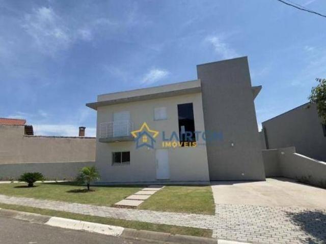 Casa de Condomínio com 3 Dormitórios e Área Gourmet à Venda em Atibaia, SP