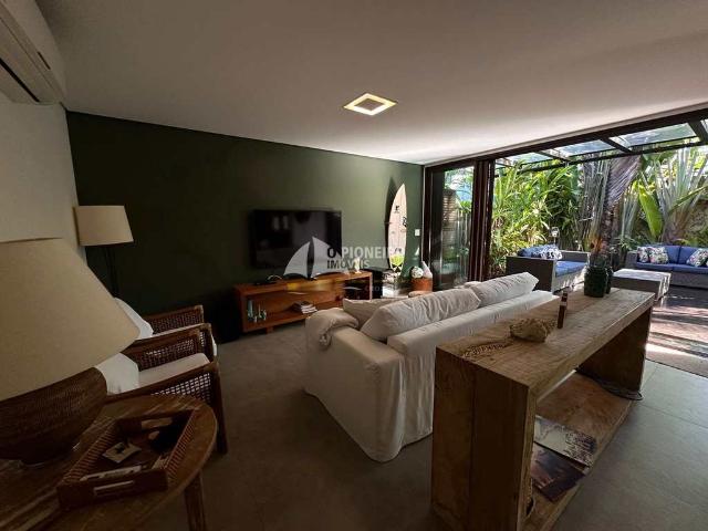 Casa de Condomínio com 3 dorms, Juquehy, São Sebastião, Cod: 2857