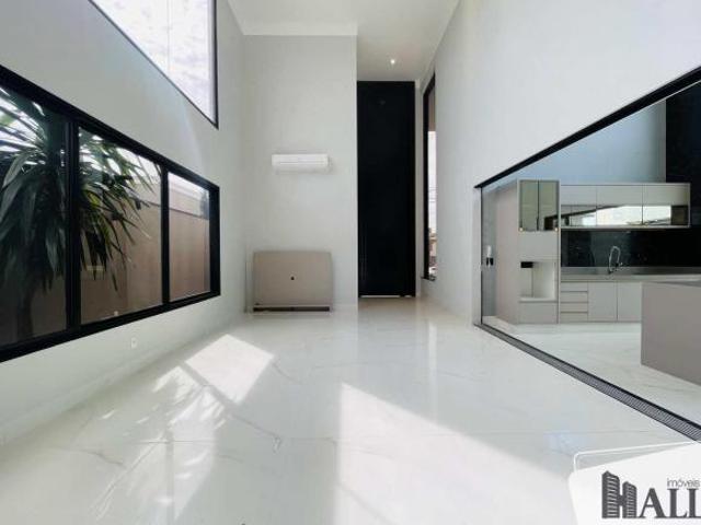 Casa de Condomínio com 3 dorms, Parque Residencial Damha IV, São José do Rio Preto R$ 2 mi, Cod: 7