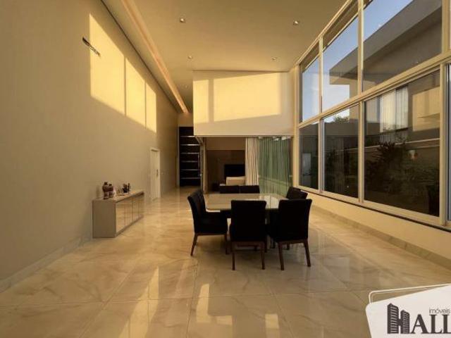 Casa de Condomínio com 3 dorms, Parque Residencial Damha VI, São José do Rio Preto R$ 1.8 mi, Cod