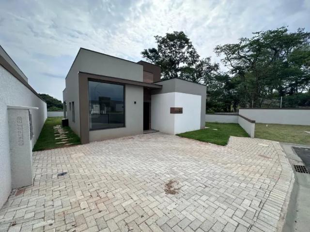 Casa de Condomínio com 3 Suítes em Atibaia