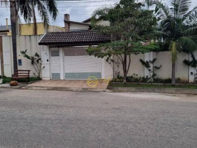Casa de Condomínio com 3 Suítes, sendo 1Máster à venda, 362 m² por R$ 1.350.000 Condomínio Chácara
